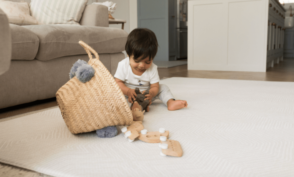 How To Make The Most of Space in Small Family Living Rooms – Totter and ...